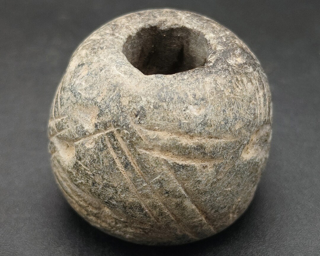 Ancient Neolithic Carved Bactrian Black PRE Stone Henge Decorated Bead ...