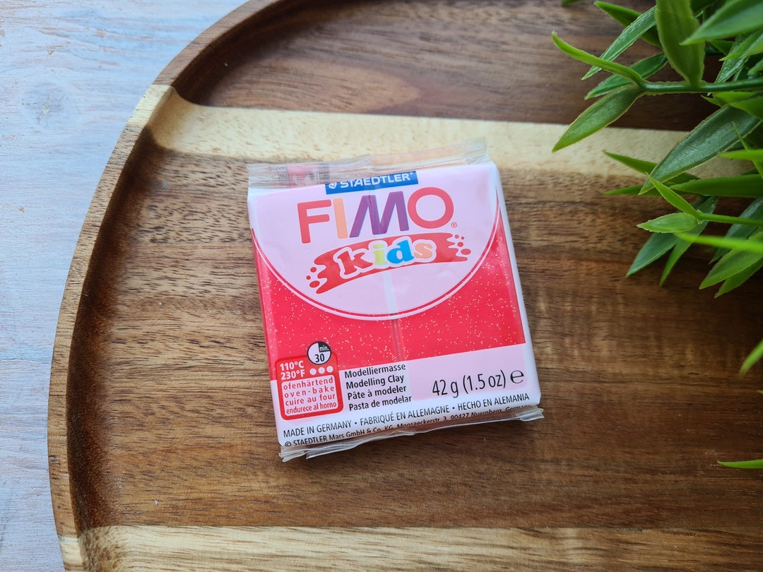 FIMO Kids, glitter red, Nr. 212, 42g (1.5oz), oven-hardening polymer ...