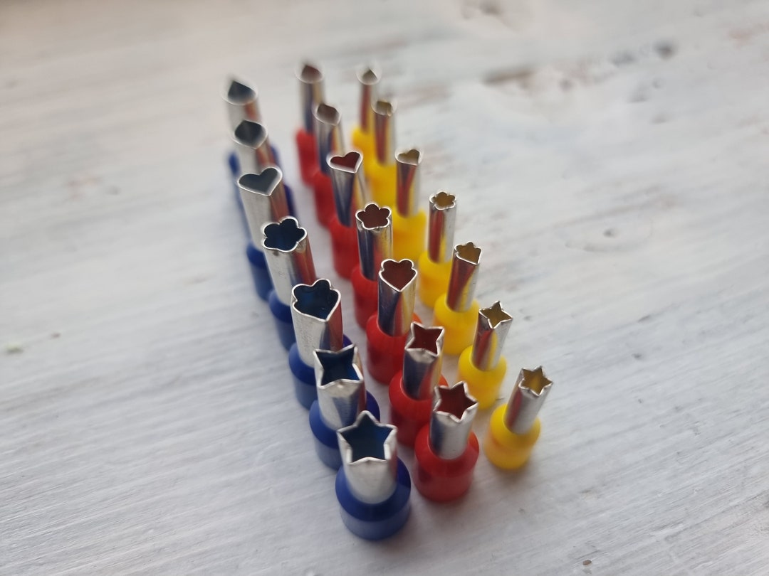 Set of Tiny Metal Cutters, 21 Types - Flower, Leaf, Curved Petal, Drop ...