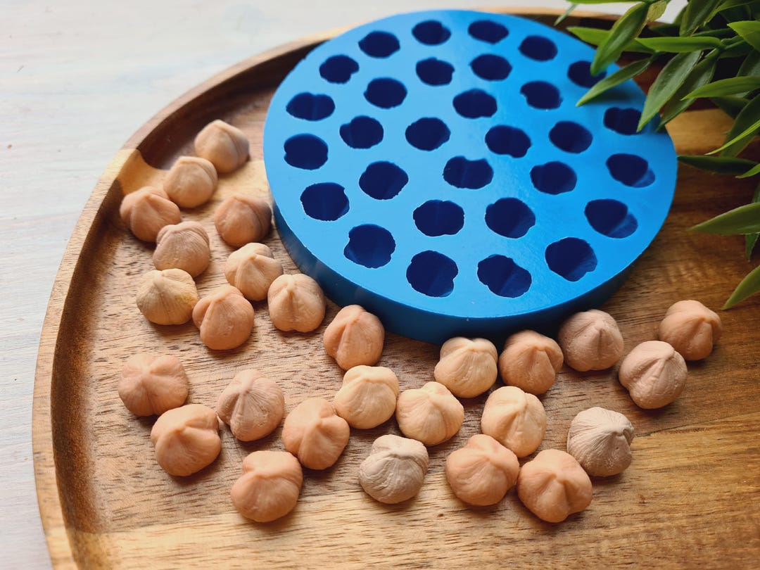 Silicone Mold of Hazelnut, Style 1, 30 Elements, ~ Ø 1.3 Cm, H:1.2 Cm ...