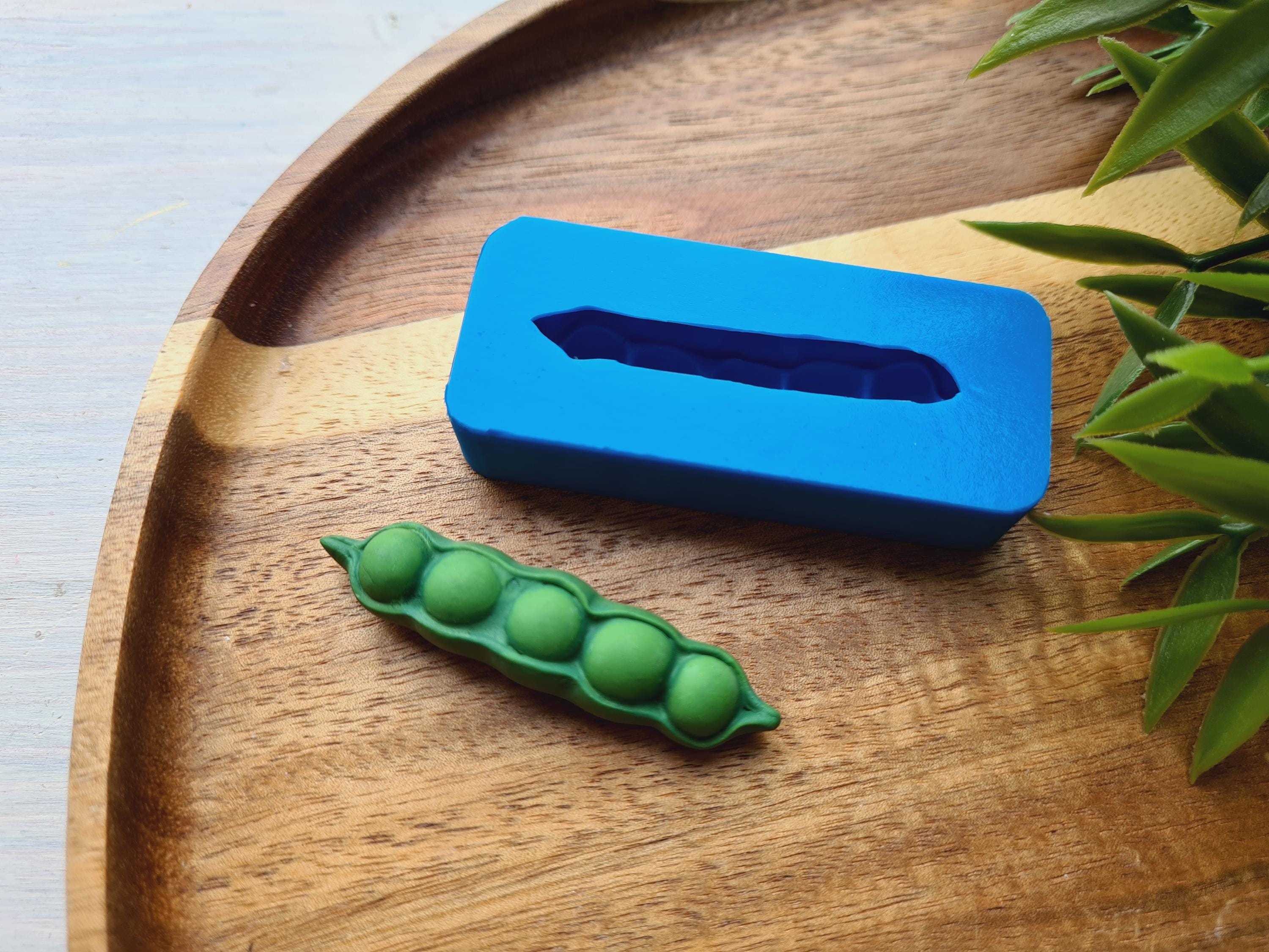 Silicone Mold of Pea Pod, ~ 1.2*5.2 Cm, H:1 Cm, Modeling Tool for ...