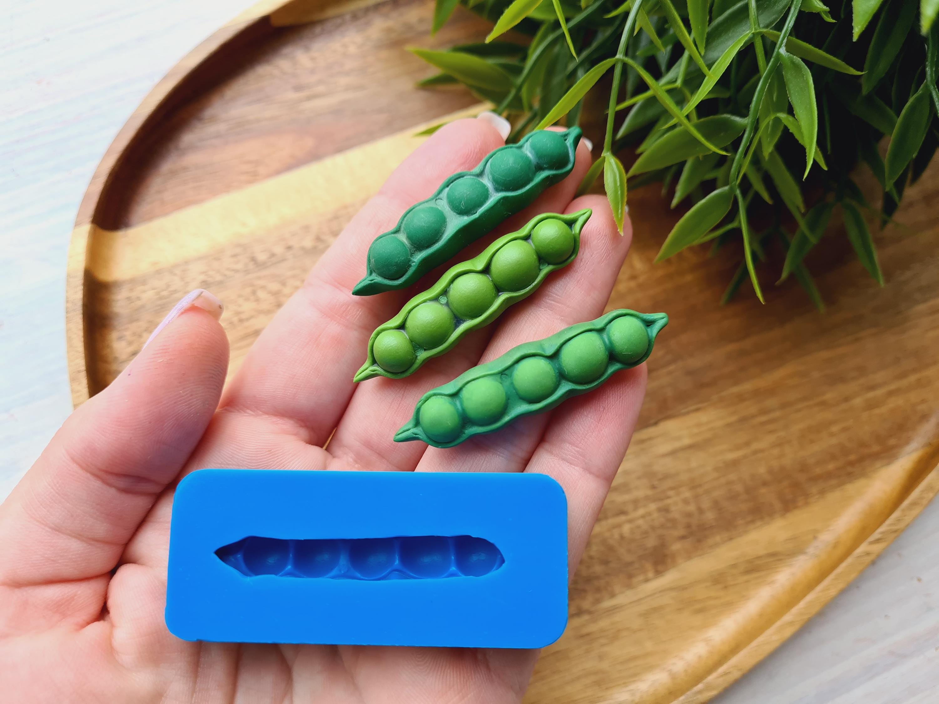 Silicone Mold of Pea Pod, ~ 1.2*5.2 Cm, H:1 Cm, Modeling Tool for ...
