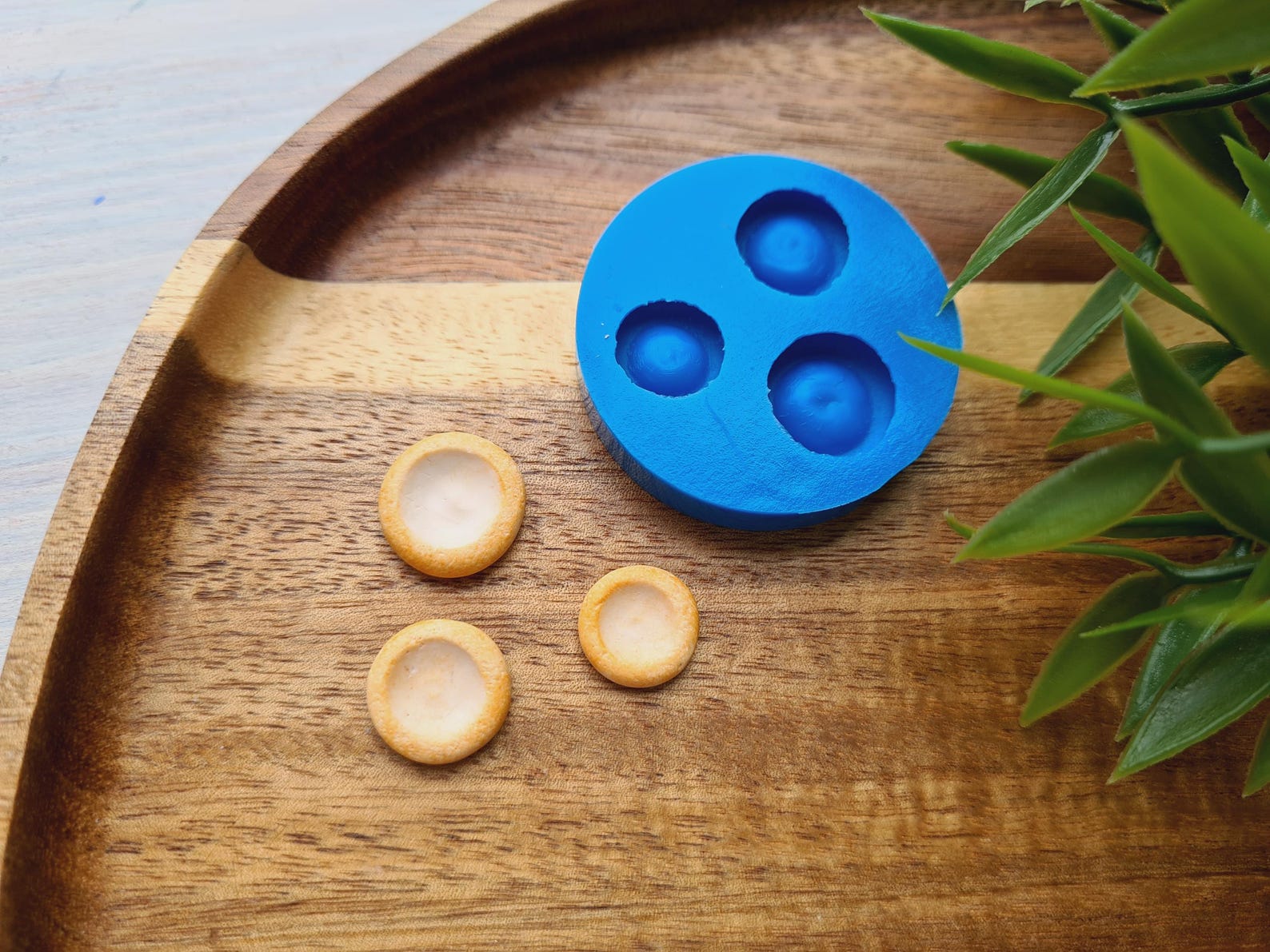Silicone Mold of Bun, 1:6 Scale, Style 1, Empty, 3 Elements, ~ Ø 1.2-1. ...