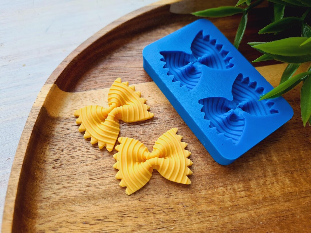 Silicone Mold of Macaroni Bow, Style 6, 2 Elements, ~ 2.4*3.2 Cm, H:0.6 ...