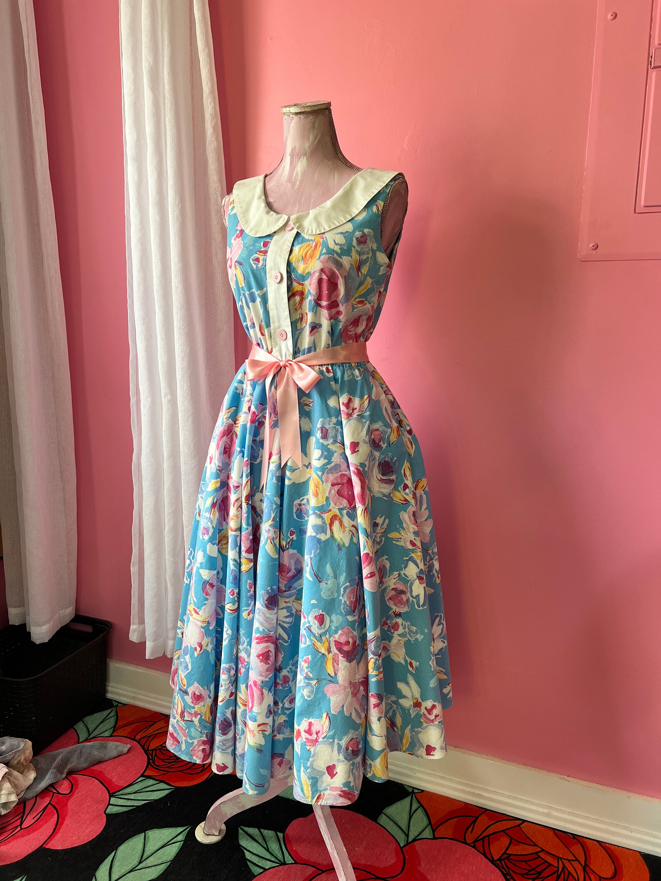 True Vintage 1980s Handmade Fit & Flare Floral Dress//june Cleaver ...