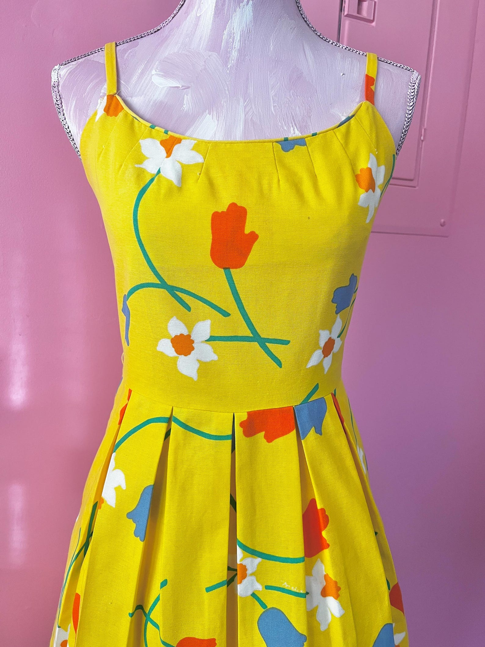 Vintage 60s-70s Mod Hawaiian Malia Sundress//sunshine Yellow Mod Tulips ...