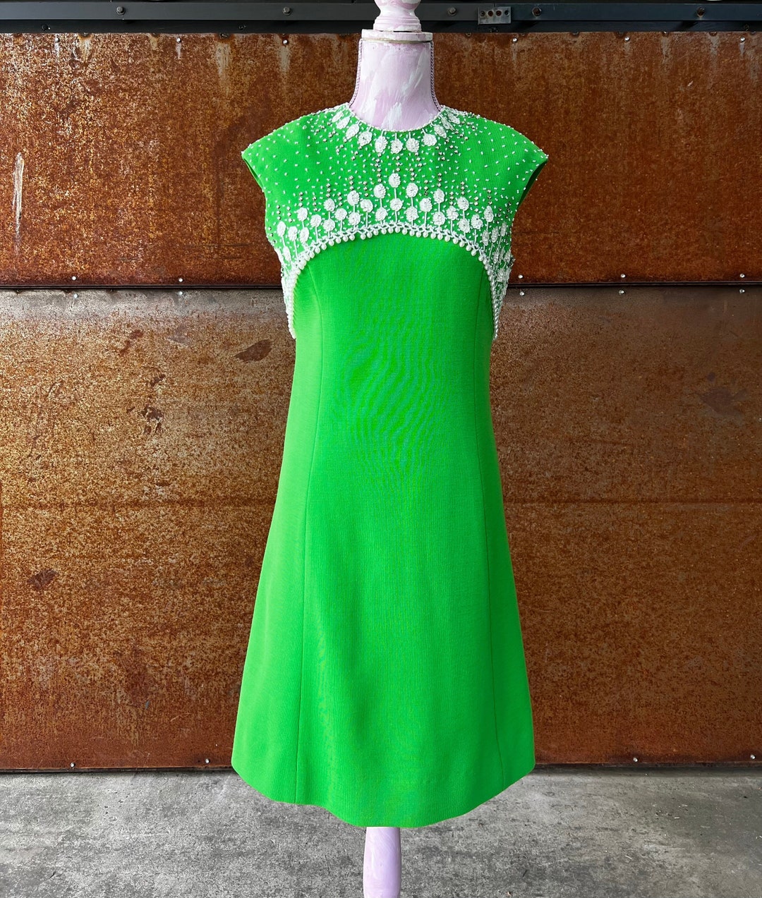 Vintage Apple Green Beaded Mod Dress, Sleeveless Sheath, B36 - Etsy
