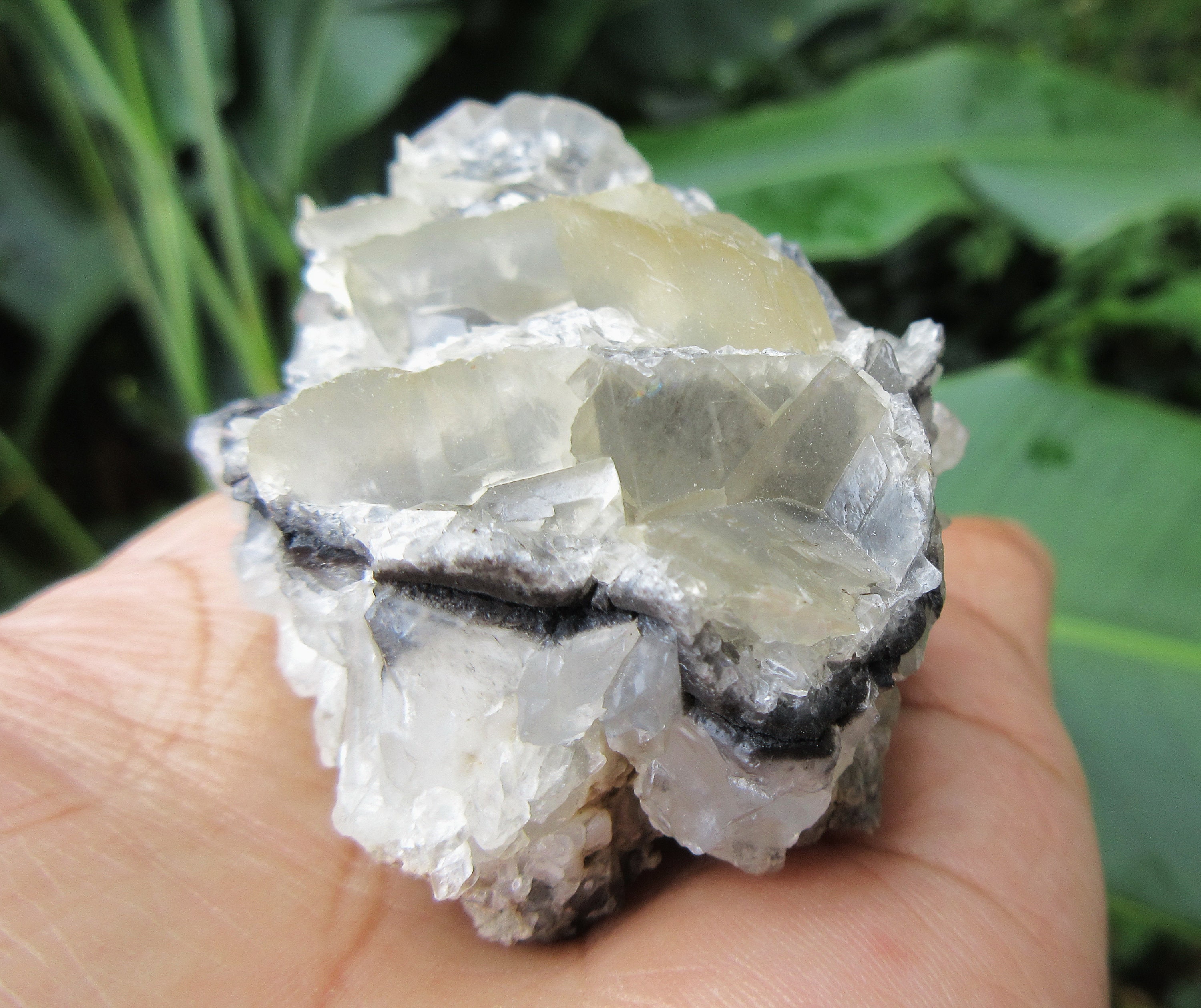 Calcite Crystals In Mineral Specimen 514.0 Crt... 102.94 Gram | Etsy