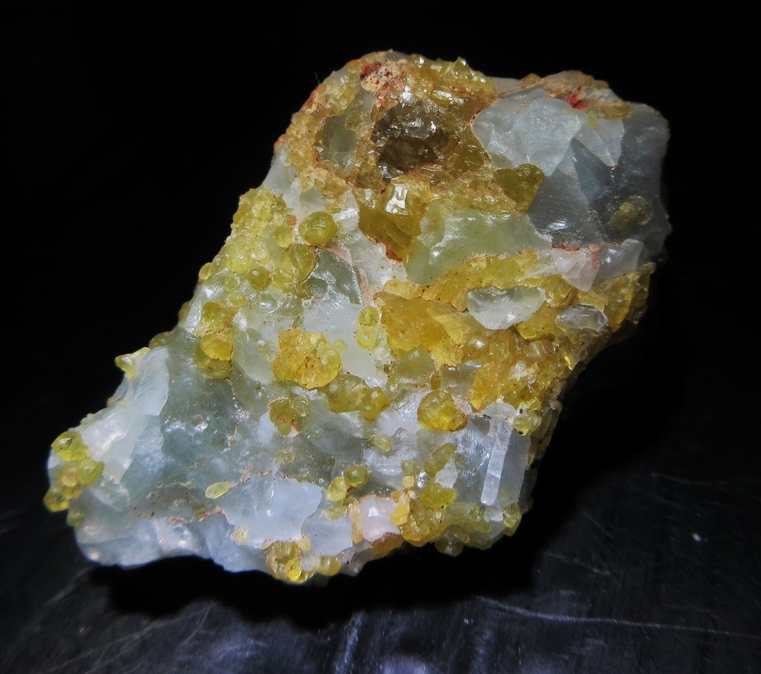 Yellow Diopside in Blue Calcite Mineral Specimen. 36.5 Gram 182.0 Crt ...