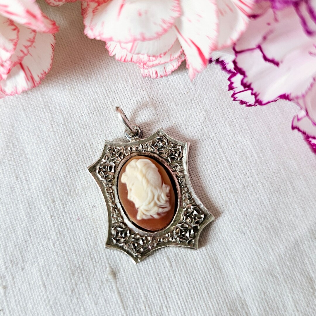 Antique Cameo Pendant in Shell and Silver Setting, Cammeo, Cameo, Art ...