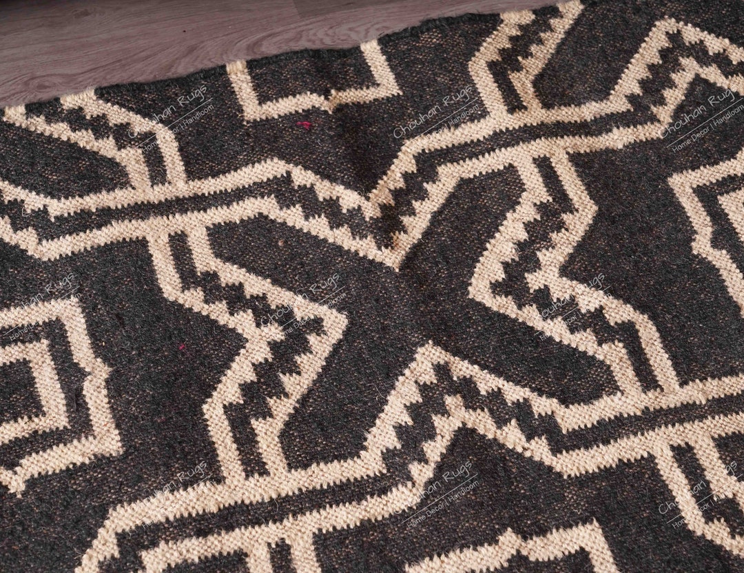 Black With off White Design Traditional Indian Handwoven Home Decor ...