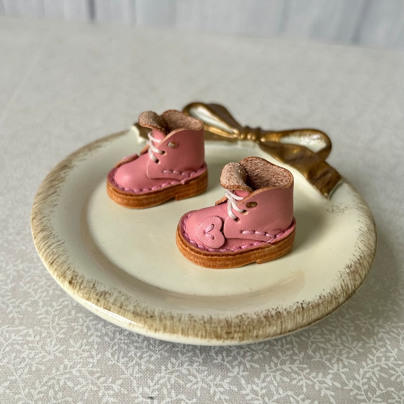 Blythe Boots - Etsy