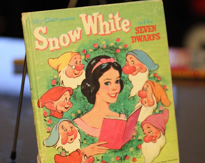 1957 Snow White and the Seven Dwarfs - Golden Tell-a-tale Book - Etsy
