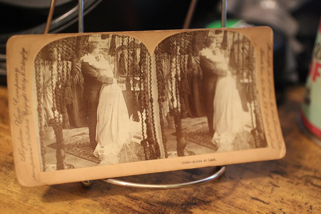 1901 Young Victorian Couple - Keystone View Company Stereoscope Viewer ...
