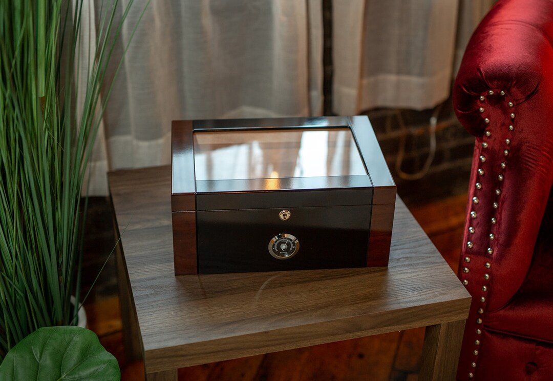 Cigar Box With Mahogany Finish, Classic Humidor for Christmas Gift ...