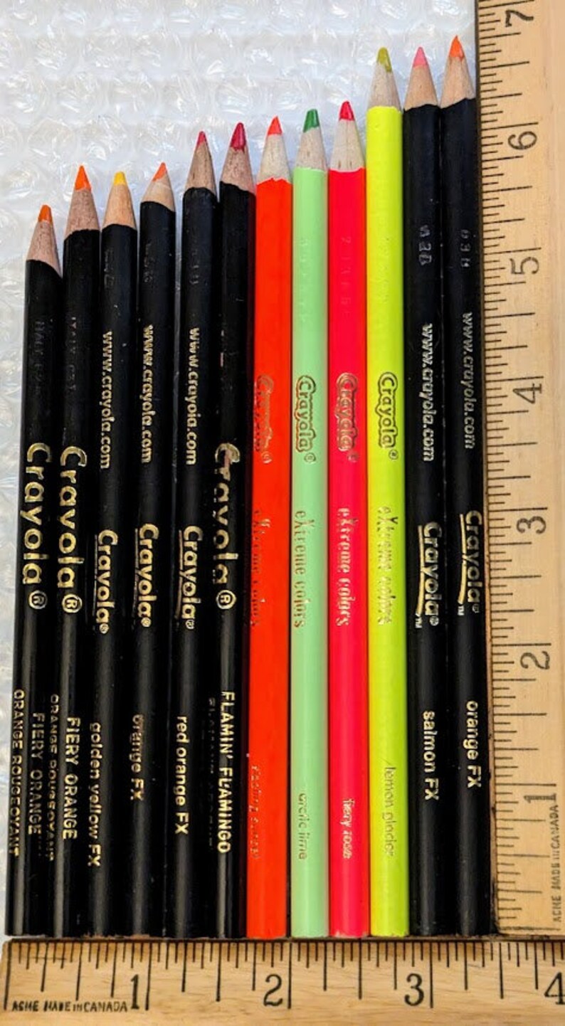 12 Crayola Colored Pencil Extreme Colors FX Ultra Bright Neon Preowned ...