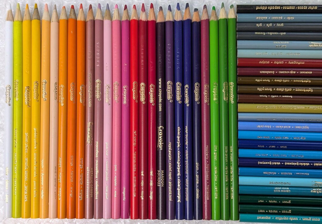 Crayola Colored Pencils, Rainbow Set of 50, Art Supplies - Etsy