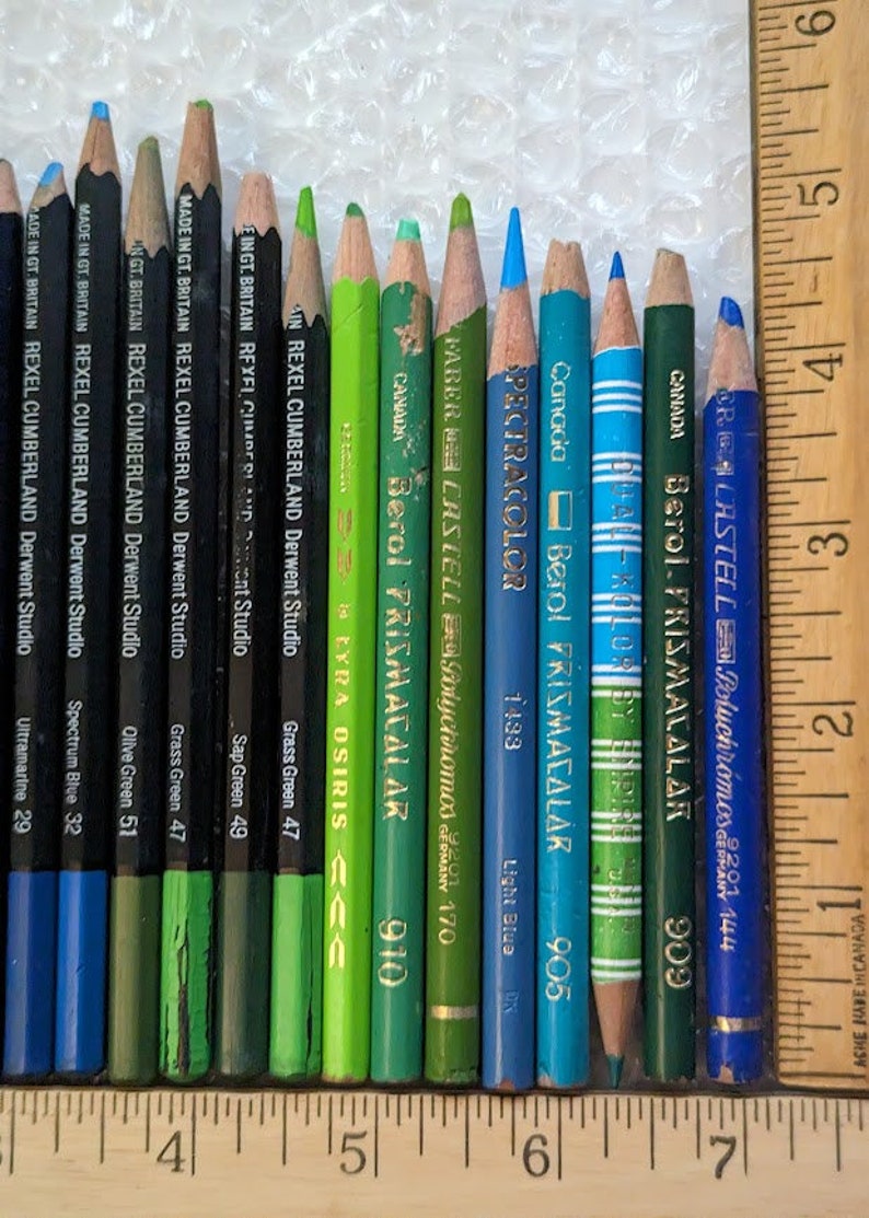 24 Vintage Colored Pencils Green & Blue Sampler Set: Prismacolor ...