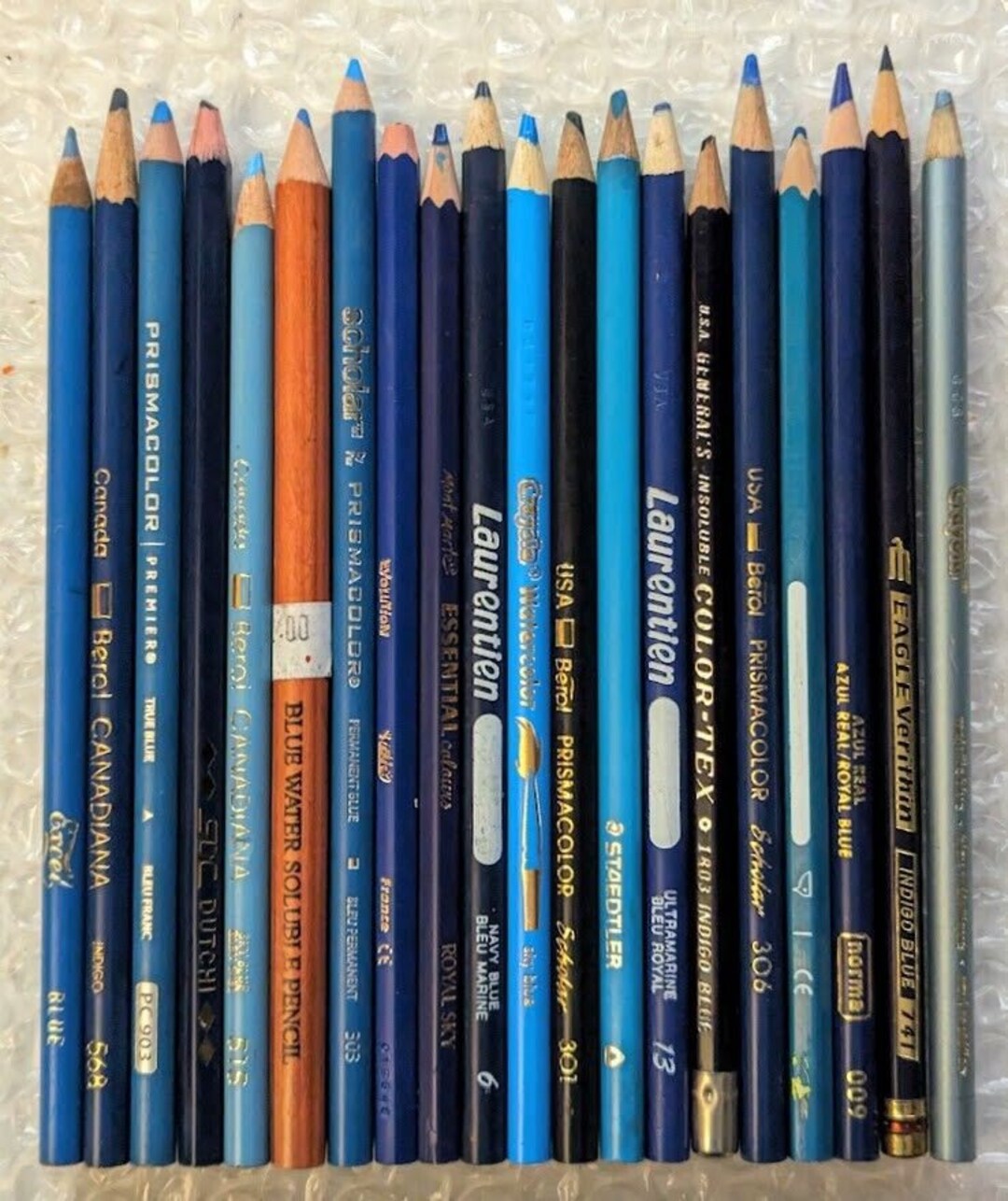 20 Blue Colored Pencil Crayons Set Artist Quality Mixed Brands - Etsy