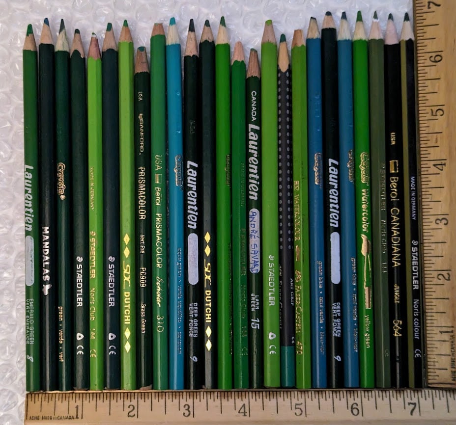50 Green Colored Pencil Crayon Mix Destash Lot Includes: Prismacolor ...