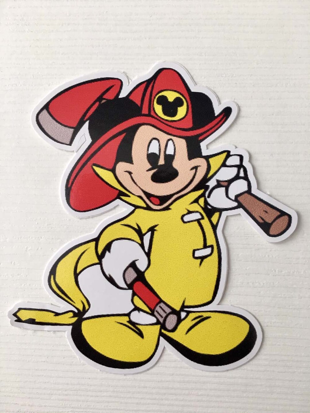Sticker pour ordinateur portable Mickey Mouse pompier pompier pour voiture pare-chocs en vinyle ...