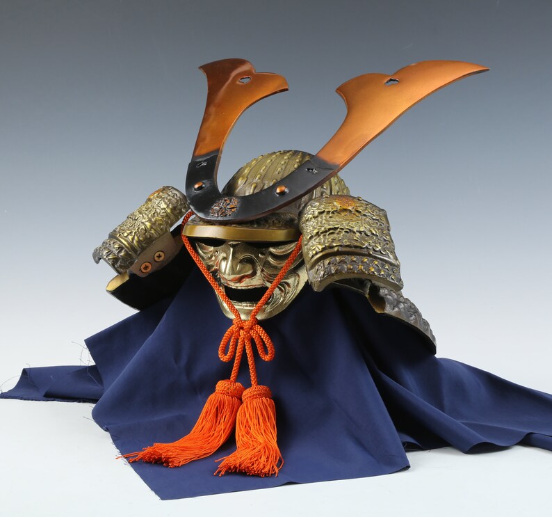 Samurai Helmet minamoto Zuisho Kabuto With a Mask Tsushima - Etsy