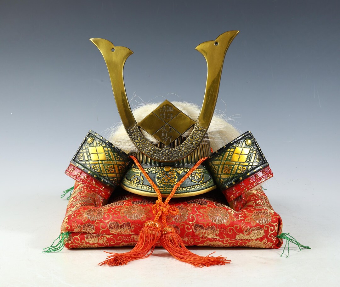Japanese Nice Vintage Samurai Helmet -takeda Shingen Colored Kabuto ...