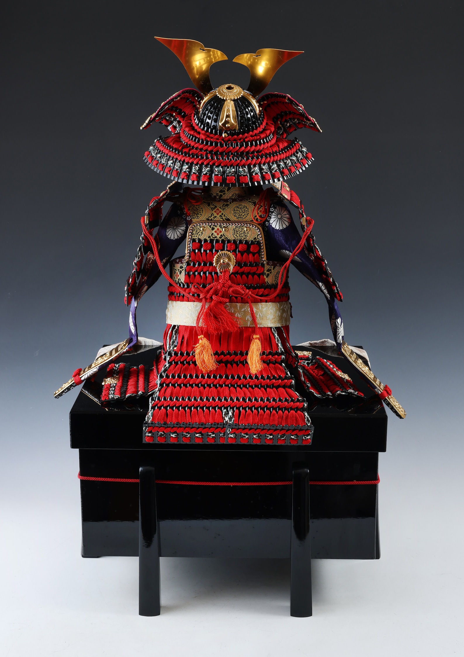 Vintage Japanese Samurai Doll – Kamakura Style Armor, Heisei Era - Etsy