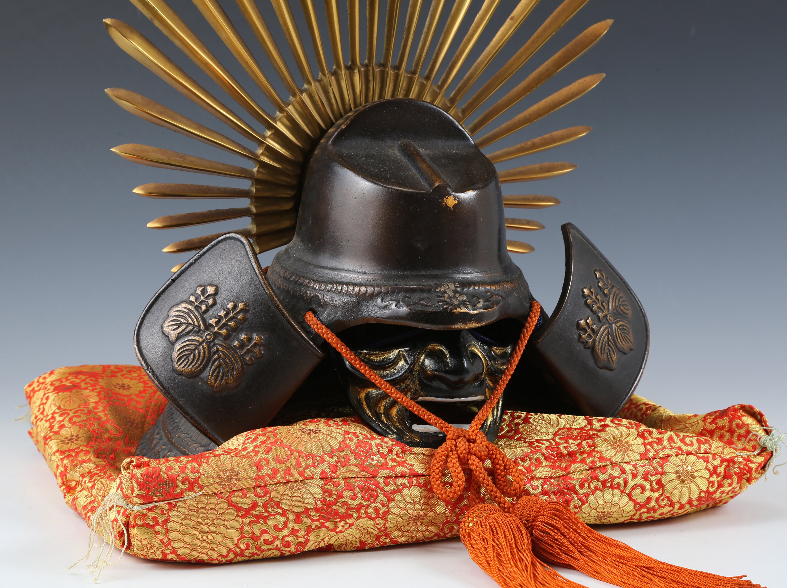 Japanese Old Vintage Samurai Helmet -hideyoshi's Kabuto- With a Mask - Etsy