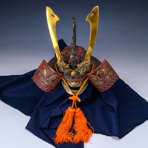 Japanese Stunning Samurai Red Helmet -butterfly and Dragon Kabuto- Saki ...