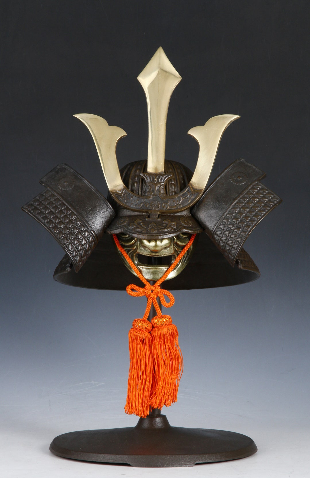 Vintage Japanese Samurai Helmet -kusunoki Masashige Kabuto- Middle Size ...
