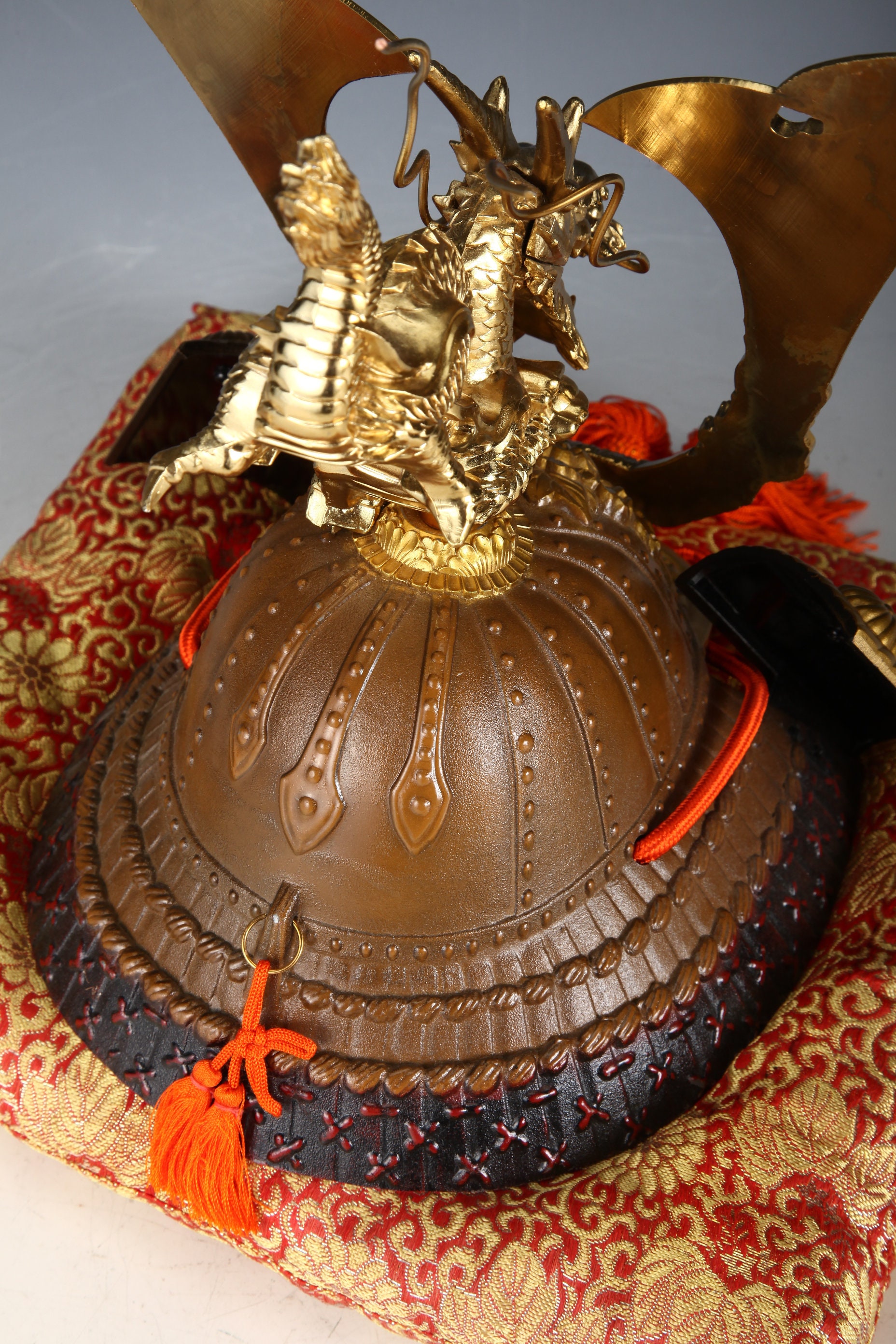 Modern Japanese Beautiful Samurai Helmet -dragon Deco Kabuto- Small ...