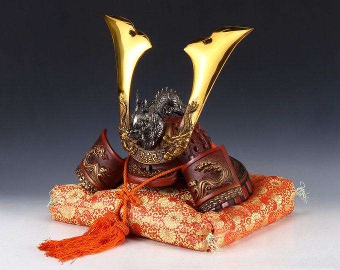 Beautiful Massive Japanese Samurai Helmet -genji Dragon Helmet- 源氏兜 ...