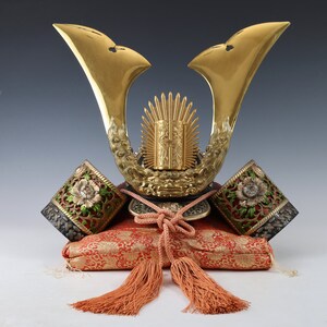 Old Vintage Japanese Samurai Helmet buddhism Kabuto With a Cushion ...