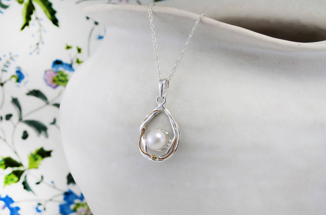 Freshwater Pearl Necklace, Undulating Silver and Pearl Pendant, Wedding ...