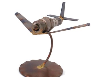 Outdoor Plane, Aeroplane, Jet Topiary Green Figures Covered in ...