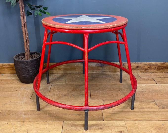 Vintage Circus Elephant Stand / Circus Table / Ringmaster Prop ...