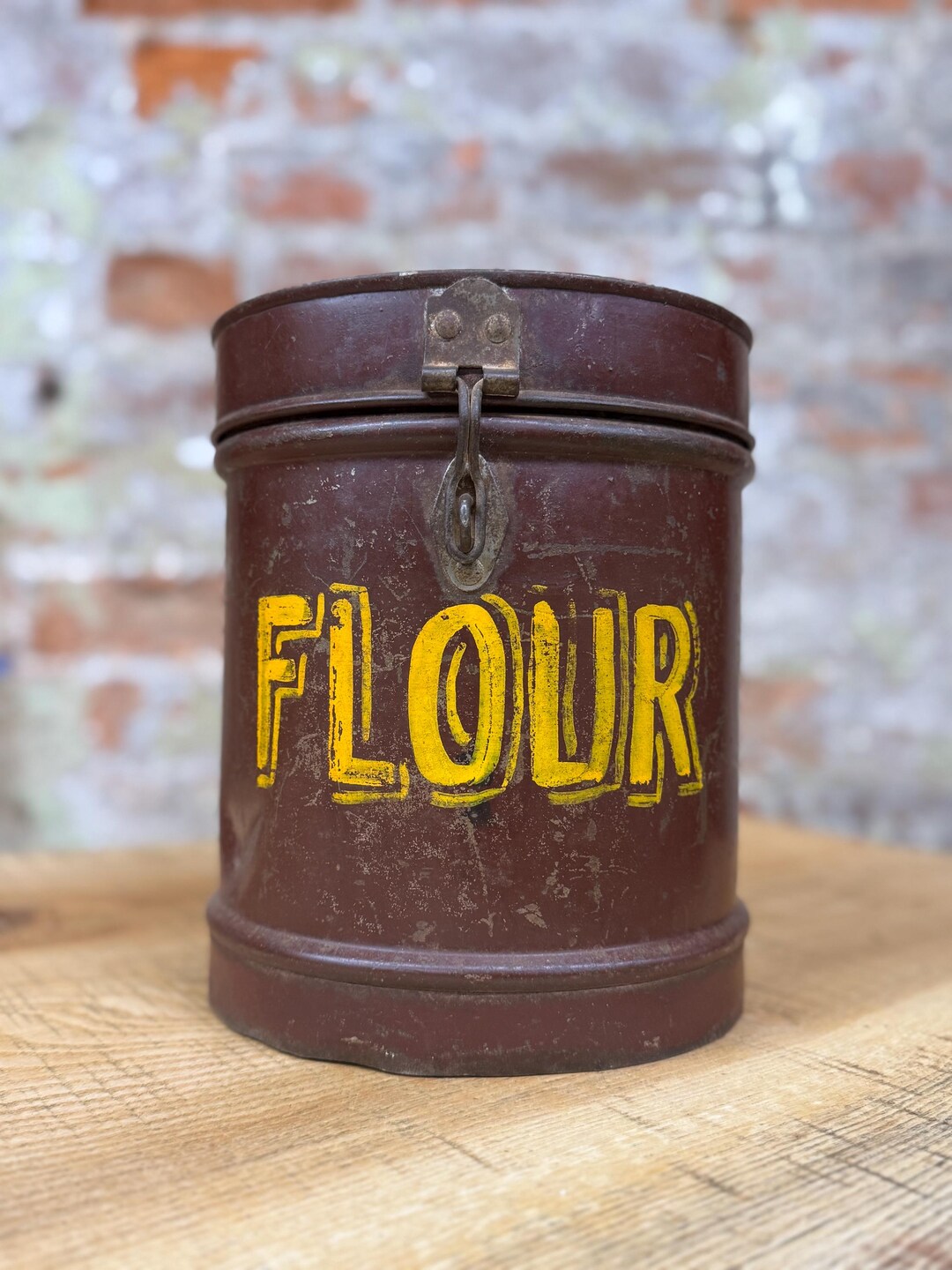 Vintage Metal Tub Container / Flour Bin / Rice Dog Food Container / C ...