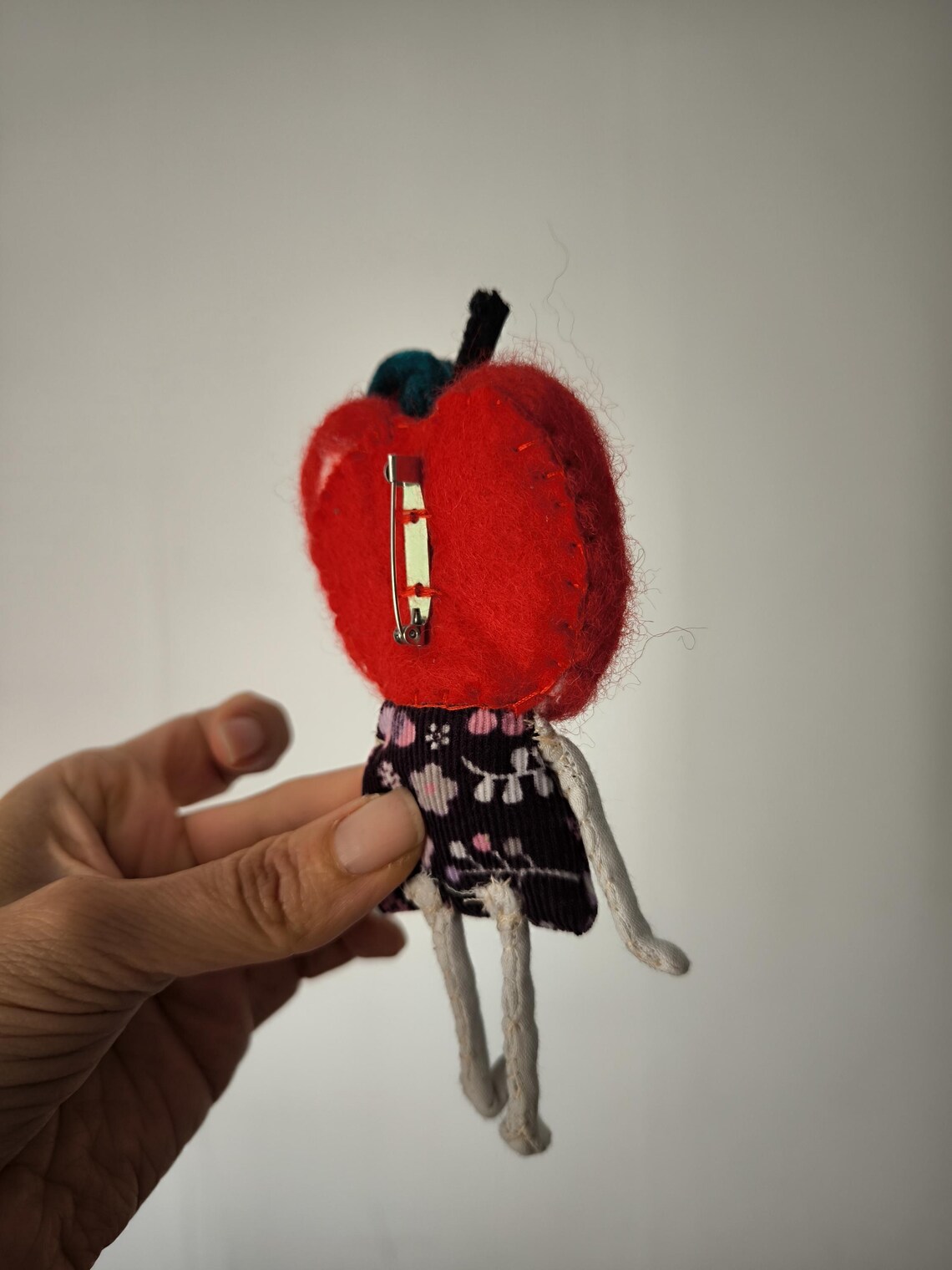 Red Apple Wool Doll Brooch, Fruit Lover Gift,berry Plant, Blythe Friend ...