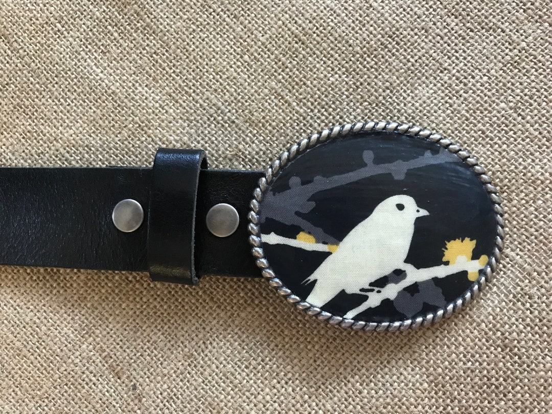 Handmade Womens Belt Buckles Bird on Branch Black Cream - Etsy.de