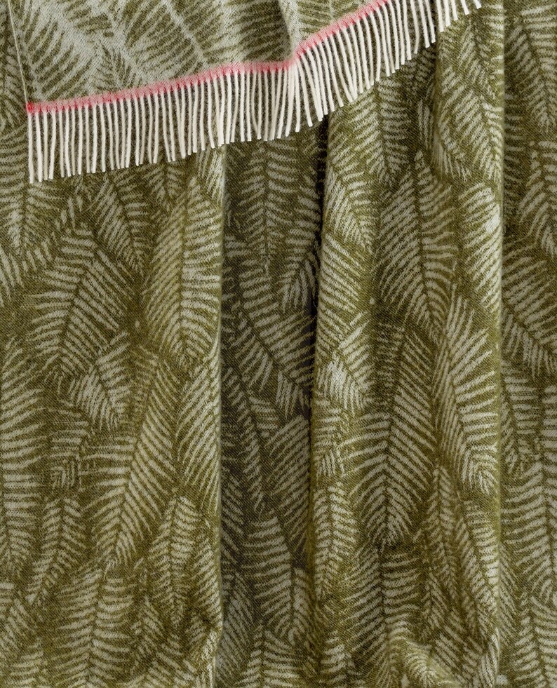 Green Stripe Fern Wool Throw in Evergreen/ Leaf Theme Great to - Etsy UK