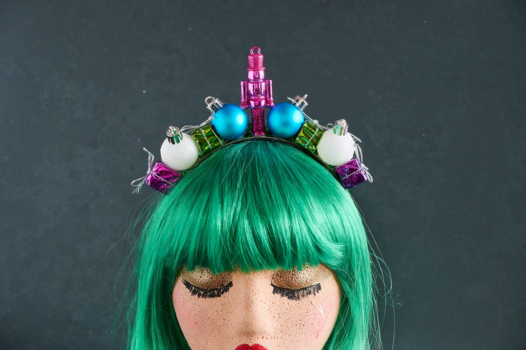 Tinsel Toes Cutie Crown - Etsy