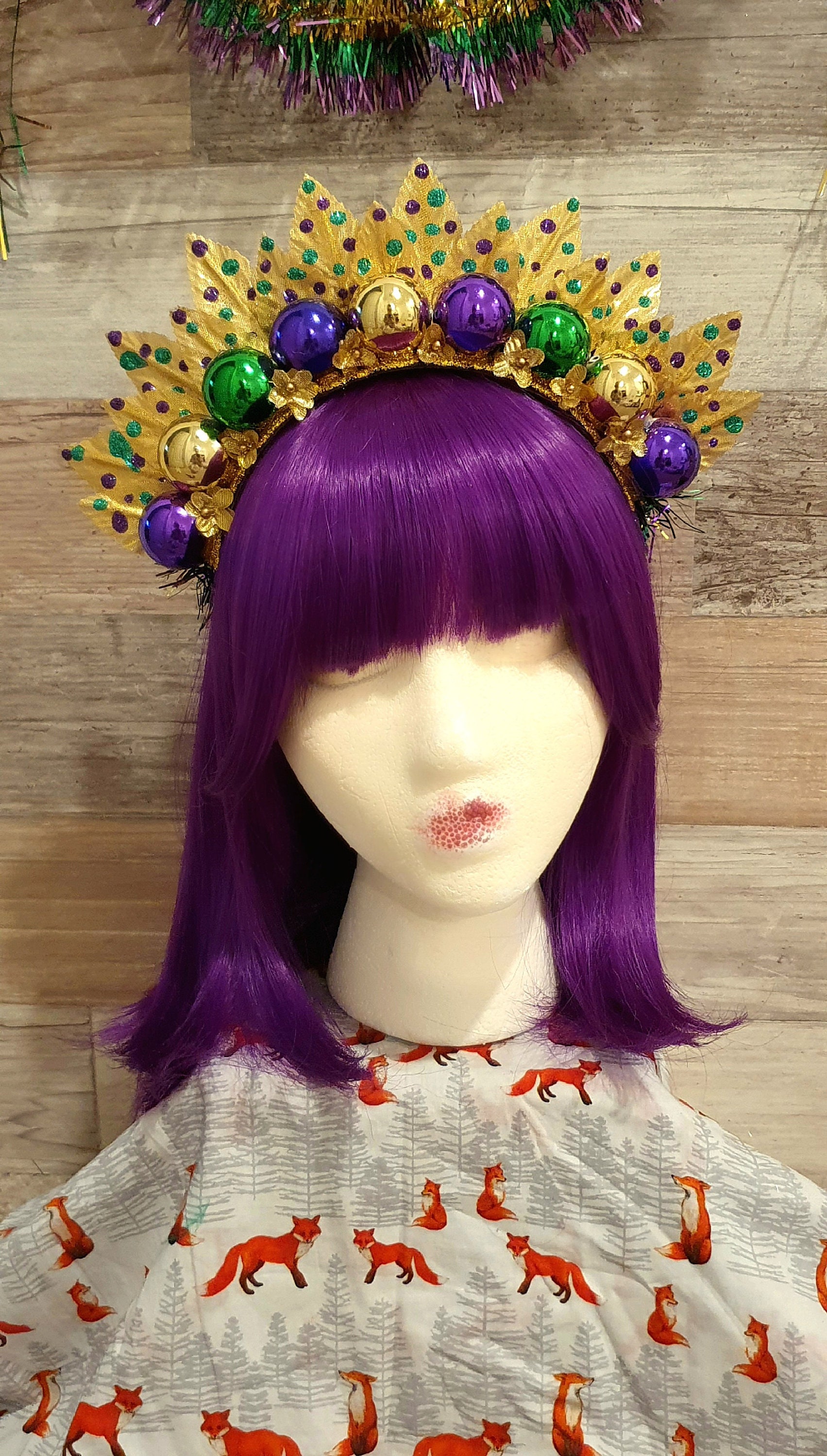 Neutral Ground Side Mardi Gras Crown - Etsy