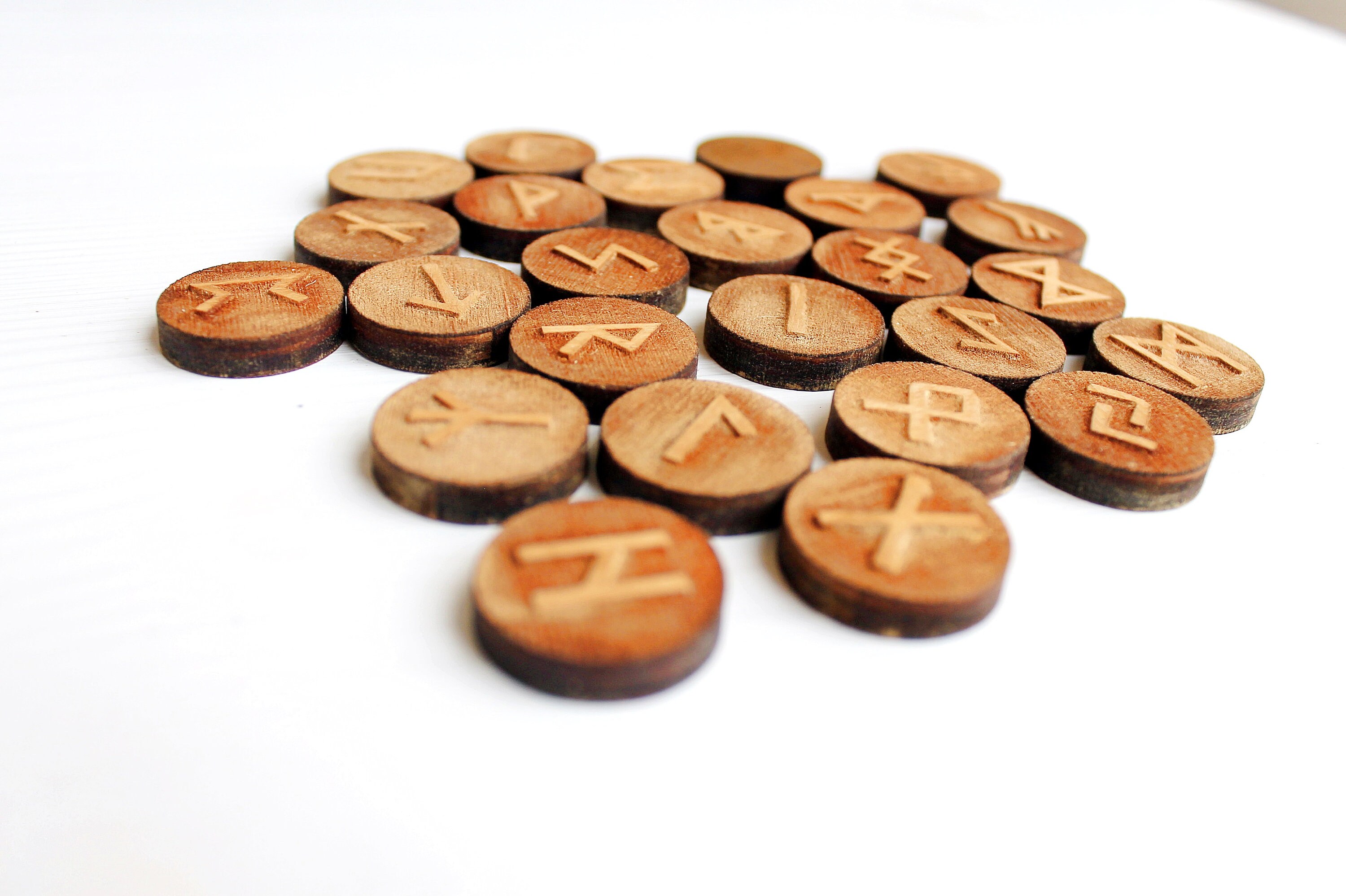 Elder Futhark Runes Aegishjalmur Runes for Divination Nordic Runes ...