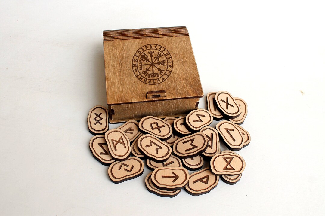 Elder Futhark Runes in a Box, Runes Set 27 Blank 35mm, Runes for ...