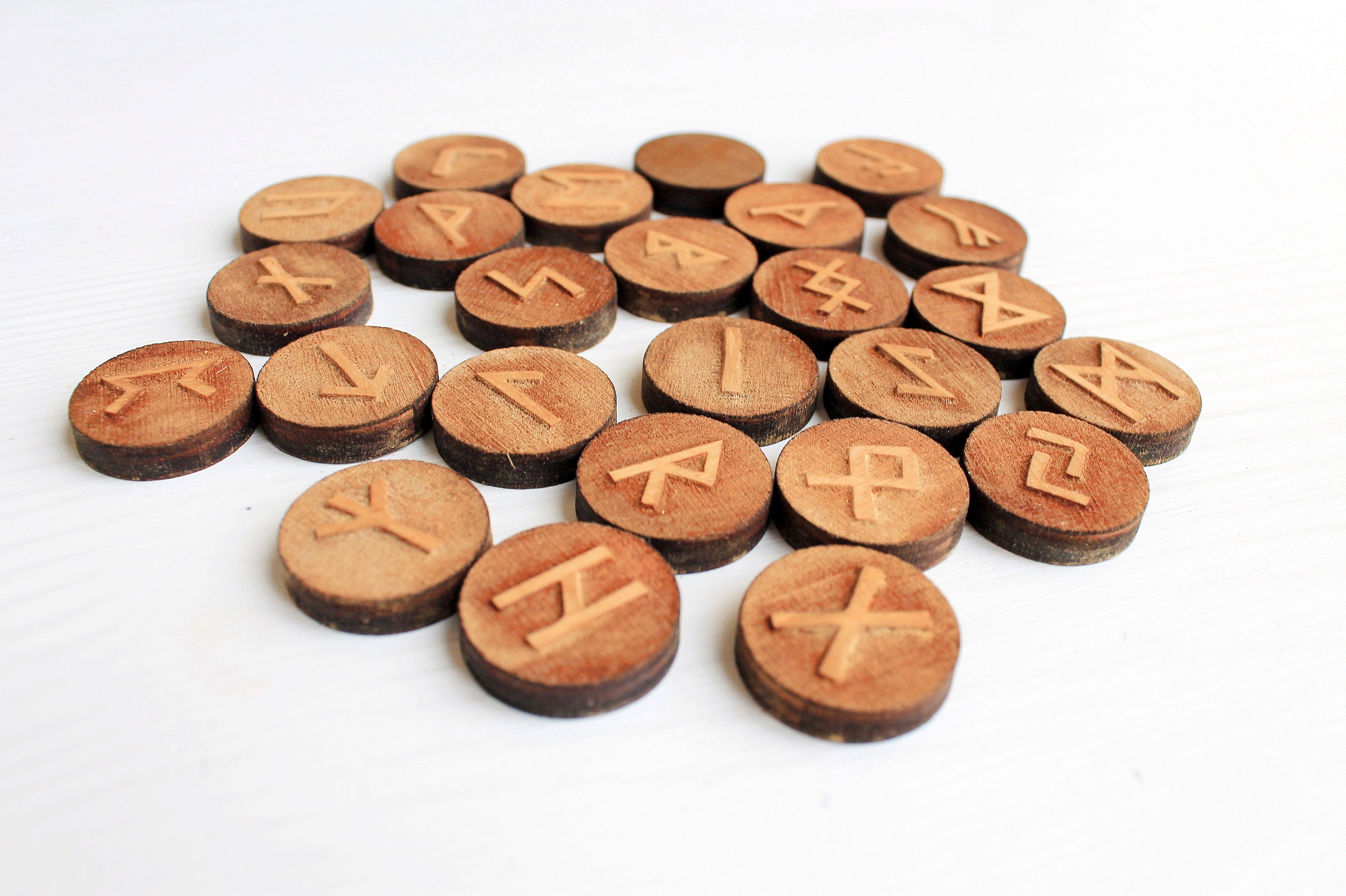 Elder Futhark Runes Aegishjalmur Runes for Divination Nordic Runes ...