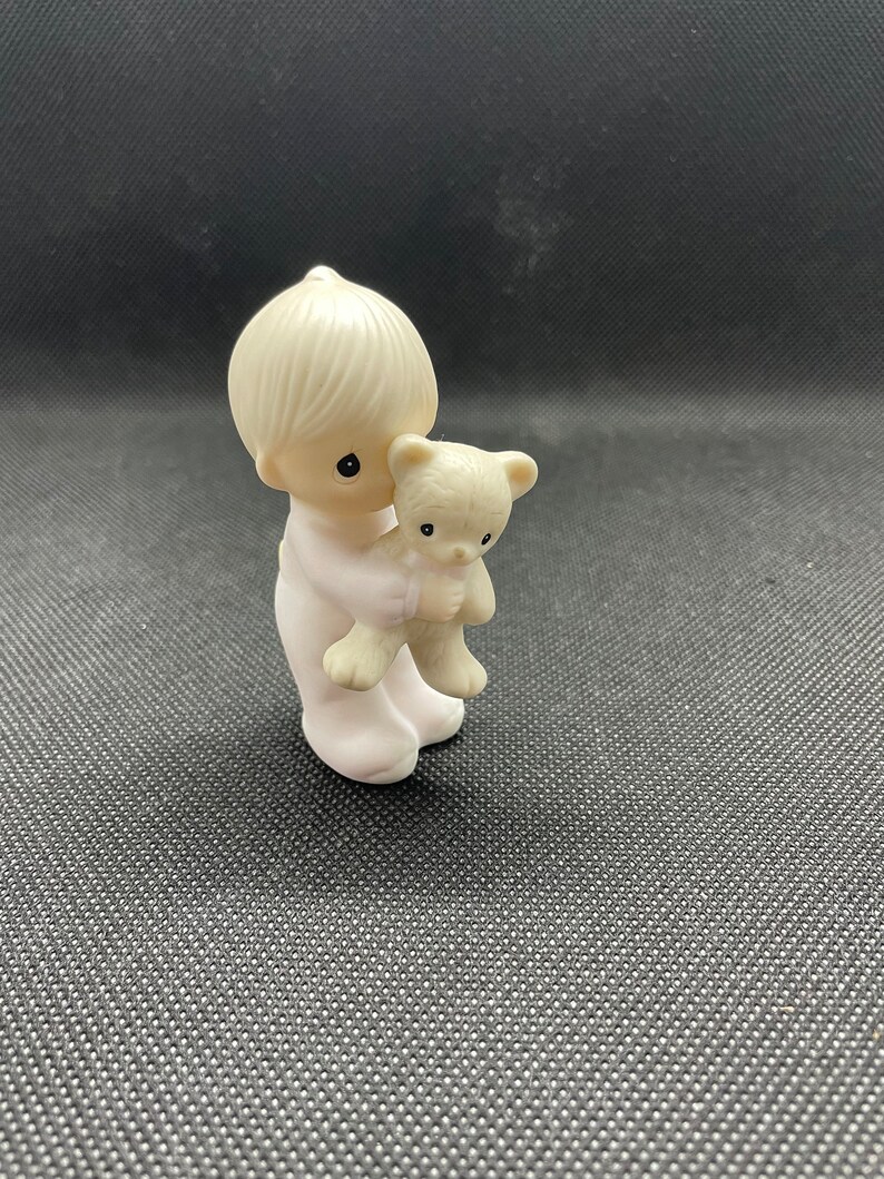 Vintage Precious Moments jesus Loves Me Figurine. Enesco - Etsy