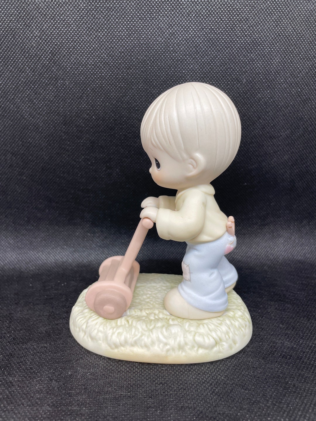 Vintage Precious Moments “mow Power to Ya!” Figurine. PM892 - Etsy
