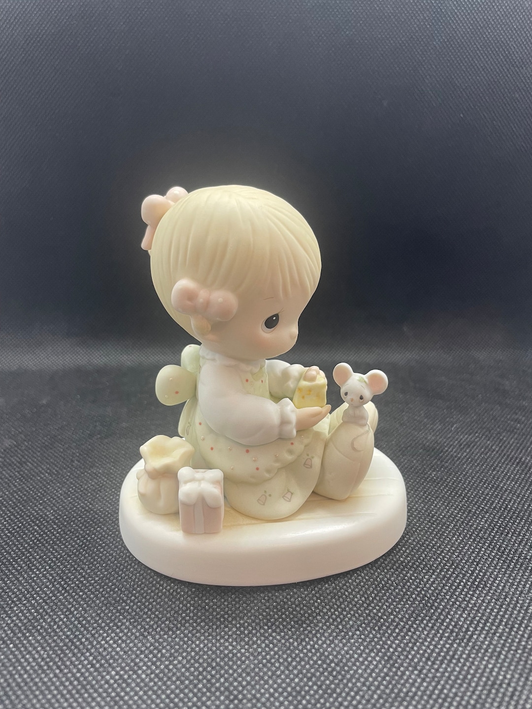 Vintage Precious Moments “love is Kind” Figurine. Enesco E5377. - Etsy