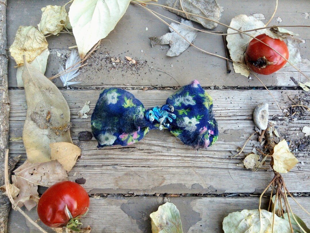 Pony Floral Fire Burnt Bow, Spooky Hair Clip, Zombie Apocalypse Bow - Etsy